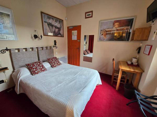 Hôtel Le Colbert - Rochefort-du-Gard