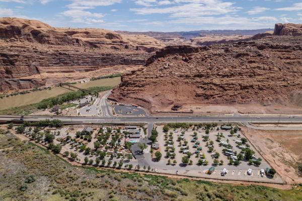 Sun Outdoors Arches Gateway - Moab, UT