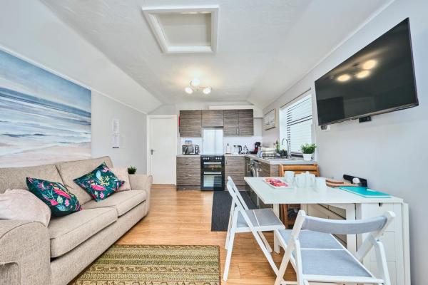 Central Portrush Apt By The Beach -Golf Terrace 4 - Portrush