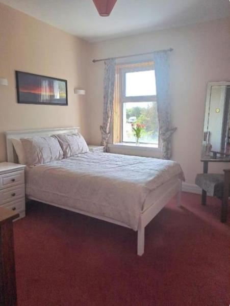 Teach Hudi Beag, Bar & Accommodation Bunbeg - County Donegal