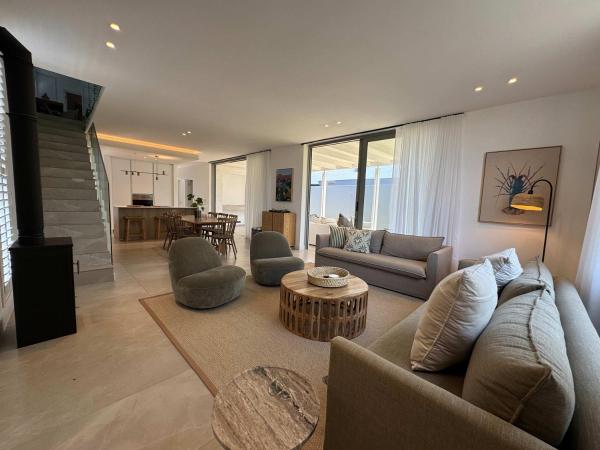 Boardwalk Hideaway 23 - Luxe 4bd Villa - Walk 2 Beach - Plettenberg Bay