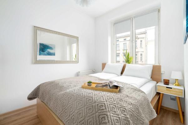Bright Apartment Działyńskich Poznań Near Old Town By Noclegi Renters - Poznań