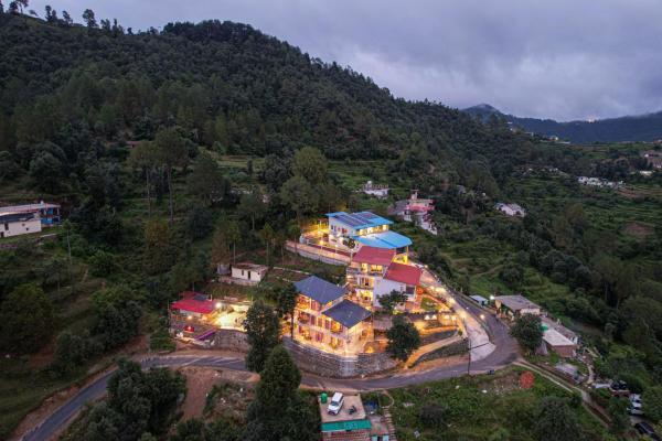 Adrushya Estates Luxury Suites, Mukteshwar - Mukteshwar