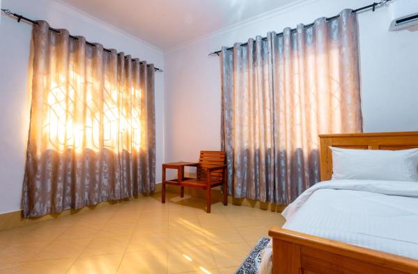 Siarick Cottages - Tanzania