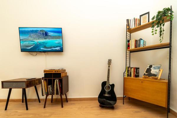 The Artist's Nest - Apartment On The Navigli - Milan