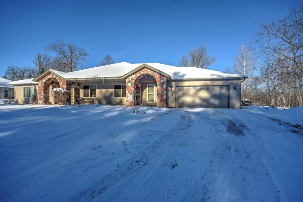 Tee Time And Lake Fun At Tagalong - Wisconsin