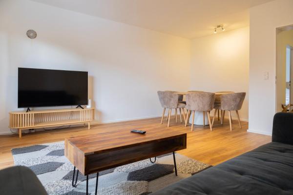 Holiday Rental I Eschenlohe, Modern Bright Apartment With Mountain View - Eschenlohe