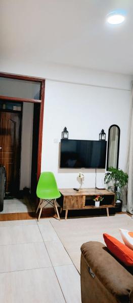 Lakefront Calm, Golden Sunsets, Pure Comfort! - Kisumu