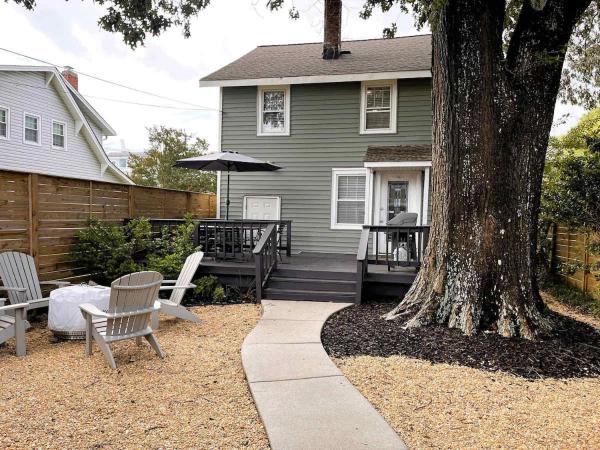 Charming Coastal Adult Retreat - Virginia Beach, VA