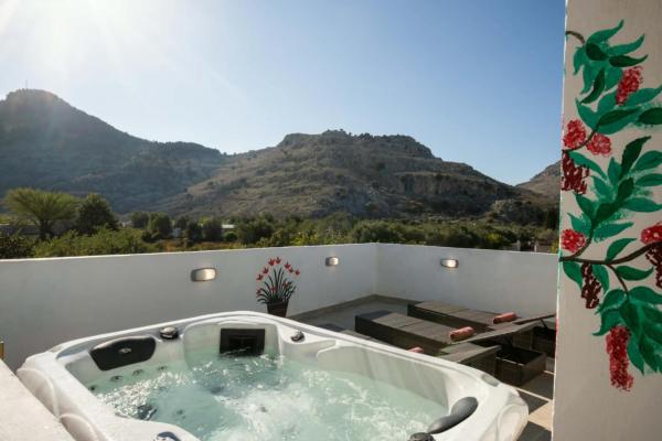 Stergios Top View Residence With Jacuzzi - Greece