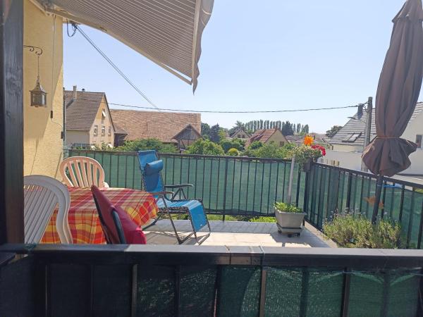 Gîte Confortable Avec Terrasse Et Parking à Jebsheim - Fr-1-744-50 - Marckolsheim