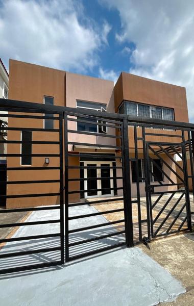 Apartamento En Residencia Privado En Kennedy - Guayaquil