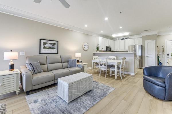 Pool And Private Balcony! Crow Creek Golf Club Condo - Sunset Beach, NC