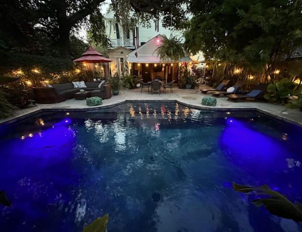 Dragonfly Tremé-unique - Historic-heated Salt Pool - New Orleans, LA