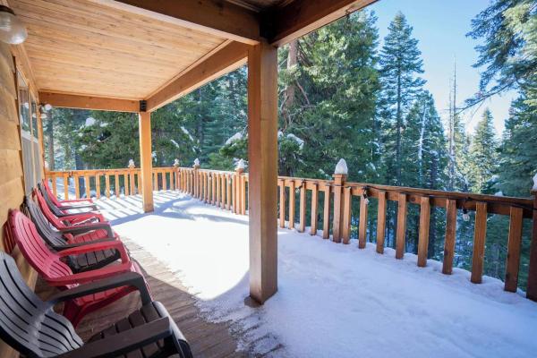 Strawberry Chalet Near Pinecrest & Dodge Ridge - Yosemite National Park
