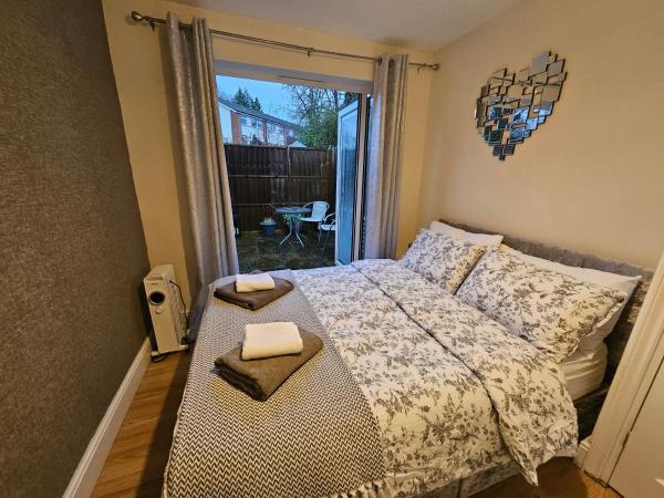 Cozy Central One Bedroom Flat - Reading