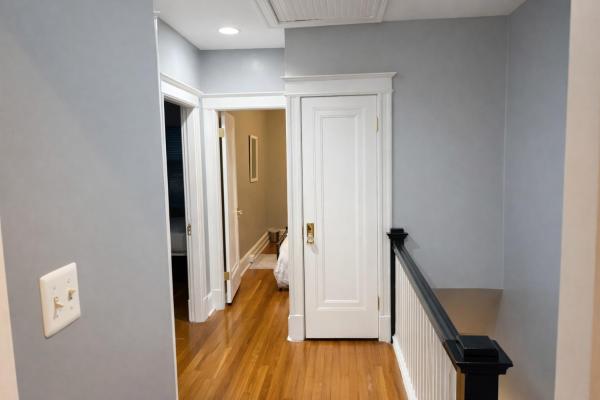 The Elegant Spring House Loft - Bethesda, MD