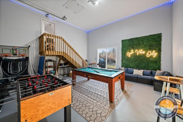 Lake Geneva Family House Pool Table Fireplace And Sleeps 10 - Lake Geneva