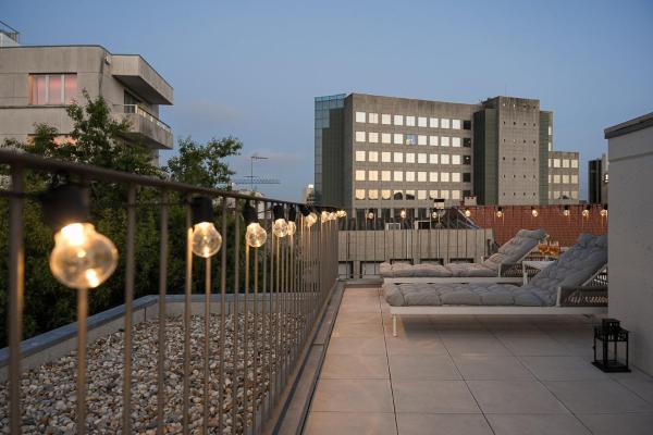 Guestready - Top Floor Lodge With A Stunning View - Porto