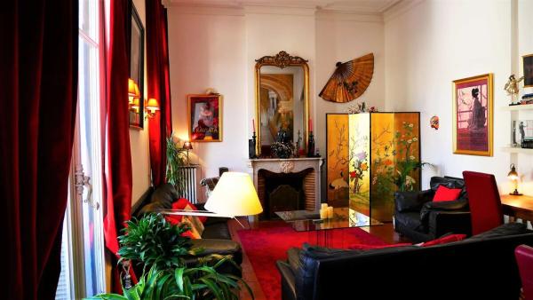 Opera-style Apartment Downtown Maison Carré - Nîmes