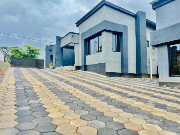 Wami's Services Apartment - Zambia