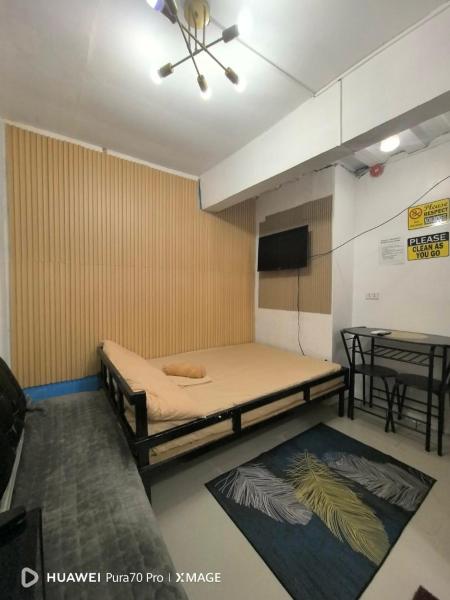 Transient Room For Bypackers In Imus No Car Park - Cavite