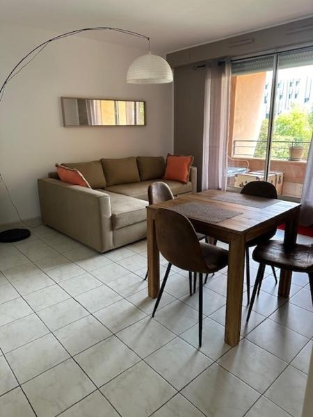 Calme T2, Wifi, Proche Centre Et Sites Culturels, Vue Magnifique - Cabriès