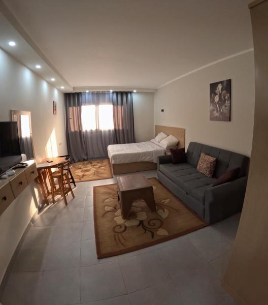 Sea La Vie Furnteched, Central, Beach Front, Free Wifi - Hurghada