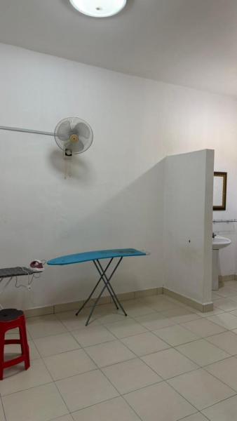 Hazlis Roomstay Kangar - Kangar