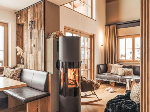 Chalet Royal Mountain Lodge By Interhome - Werfenweng