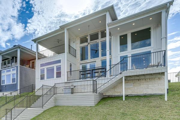 Selah On Lake Conroe: Lakefront, Boat Dock, Views - Conroe, TX