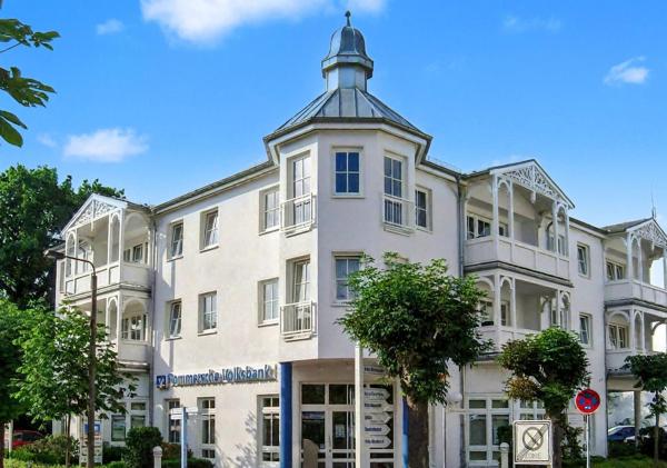 Haus Volksbank - By Rujana - Binz