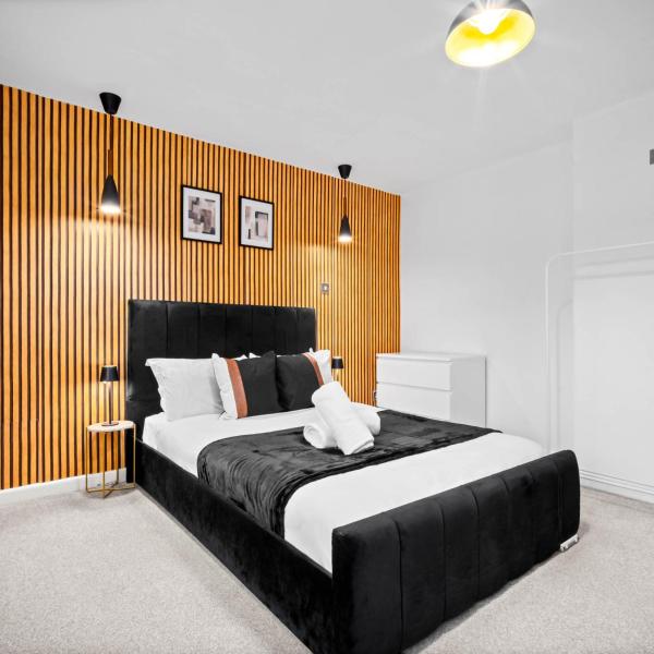 Spacious 5 Bedroom & 5 Bathrooms House - Garden - Parking - Netflix 376mw - Birmingham