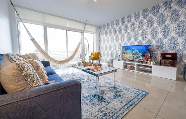 Palm Place Heart Of Miami With Parking Pool And Gym - Palmer Lake, Miami