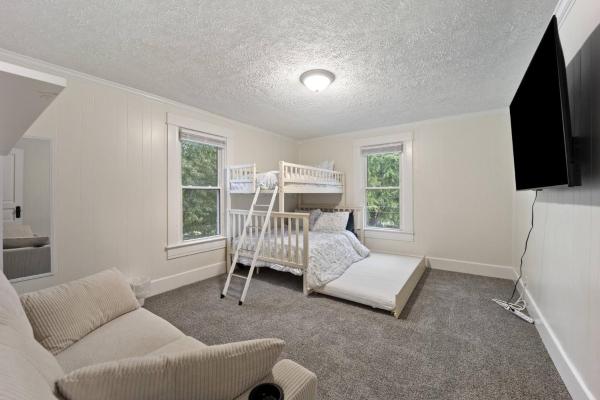 Newly Renovated Home <5 Mi To Wec! - Cowan Lake State Park, Wilmington