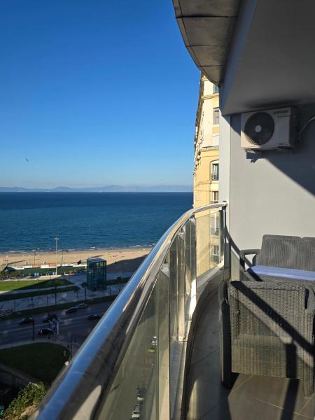 Mont Blanc :Appartement, Vue Sur Mer à 2 Minutes De La Gare. - Tangier