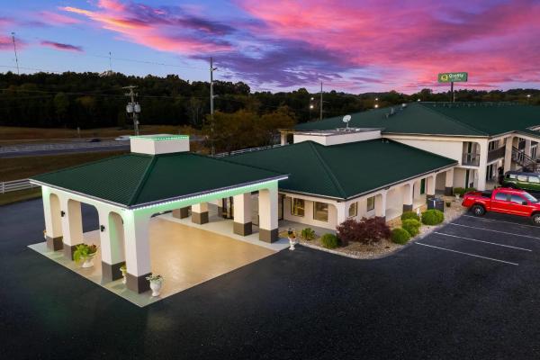 Quality Inn Dandridge - Douglas Lake, TN