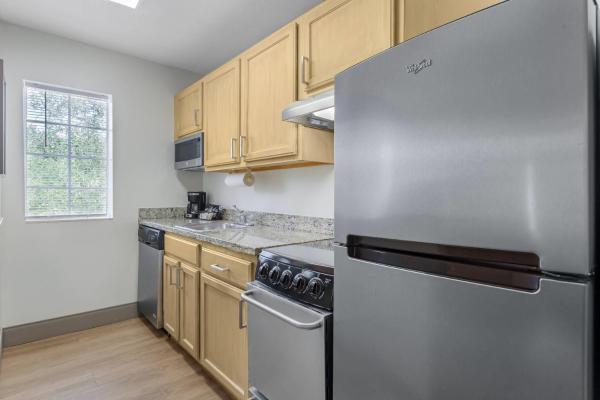Mainstay Suites Tampa Moffitt-usf - Tampa, FL