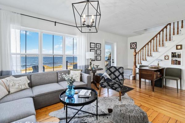 Oceanfront Holiday Home Minutes From Lunenburg - Lunenburg