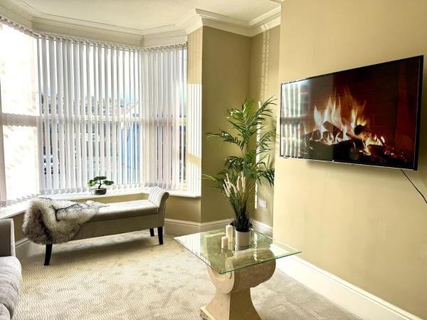 Stylish Home From Home - Chesterfield