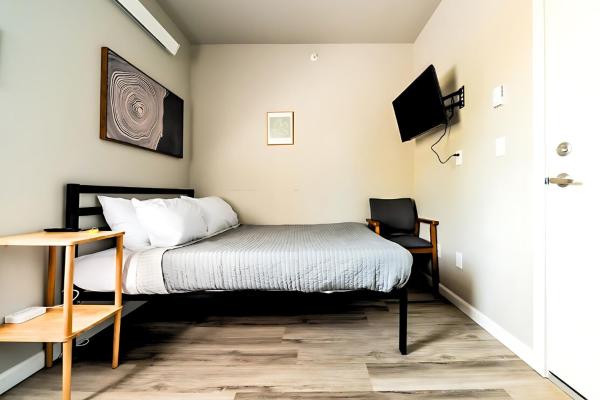 Cozy Micro Suite Unit 9 Sleeps 2 Minutes To Downtown - Tacoma, WA