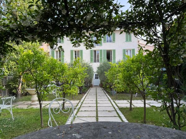 Old Town-exceptional Apartment-in Absolute Calm - Musée Picasso