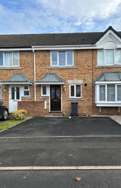 2-bed Home With Parking, Near Airport, Nec & Jlr - Birmingham