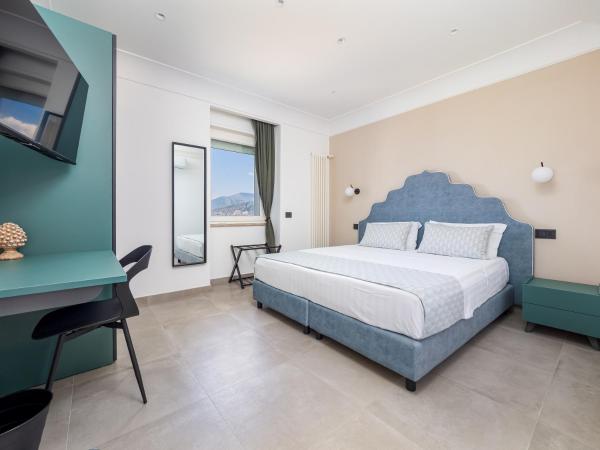 Maison Regina Giovanna - A Window To The Paradise - Isla de Capri