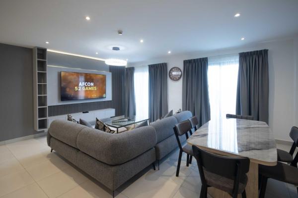 Modern 3-bed, 3-bath Executive Apartment At Bantree, Airport Residential - Accra