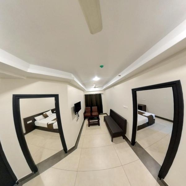 Gokulam Suits Guruvayur - Guruvayur