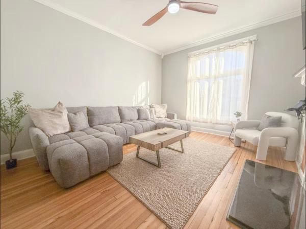 Spacious Home Downtown - Children's Hospital, Pets - Grove City, OH