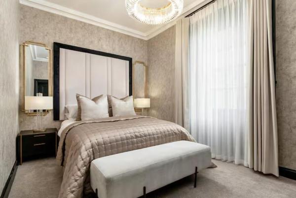 Near Transport - Hot Tub - Fireplace - Sleeps 2 - Edinburgh