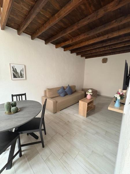 House Pulcinella Centro Storico - Naples