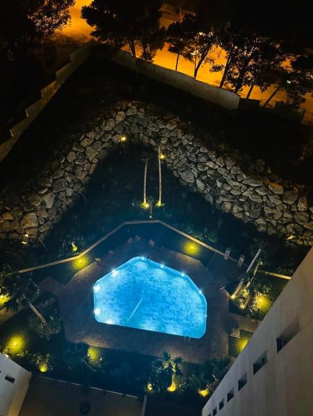 Apparts Luxueux-2min De La Gare Tgv,mall City Center,piscine,climatiseur,fibre Optique - Tangier